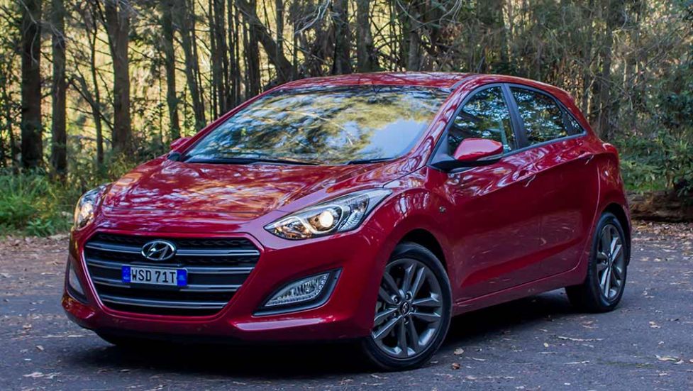 Hyundai i30 Active diesel 2016 review | road test | CarsGuide